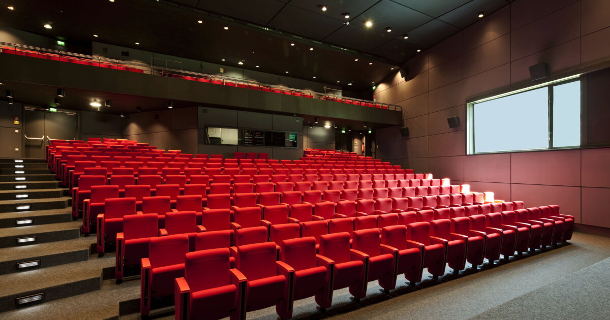 HFF Audimax - Seriencamp